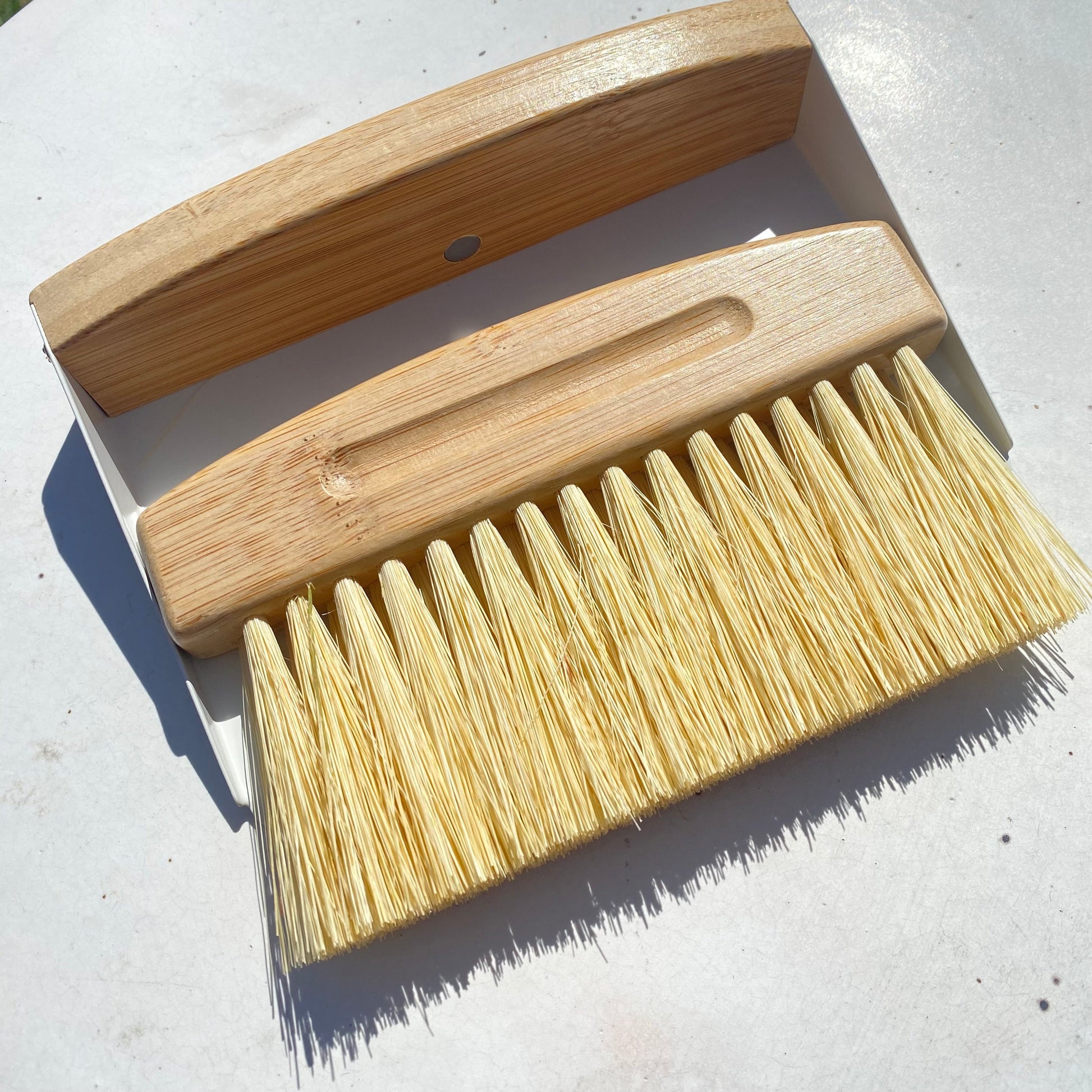 Bamboo Desktop Dust Pan With Brush | Bamboo Switch®