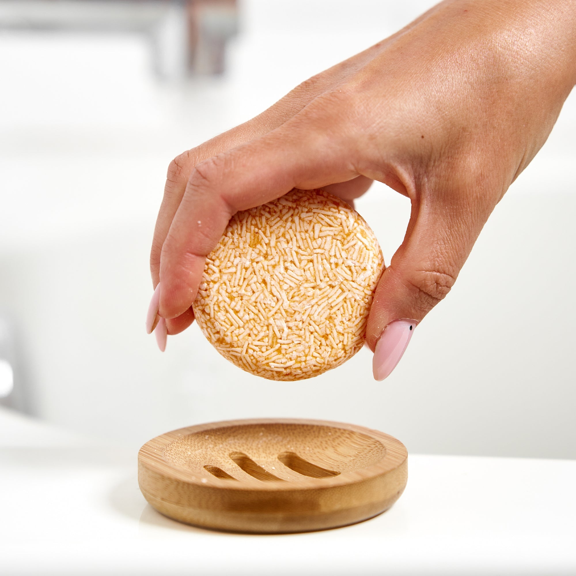 Orange Shampoo Bar | Balancing & Refreshing Hair Care | Bamboo Switch®